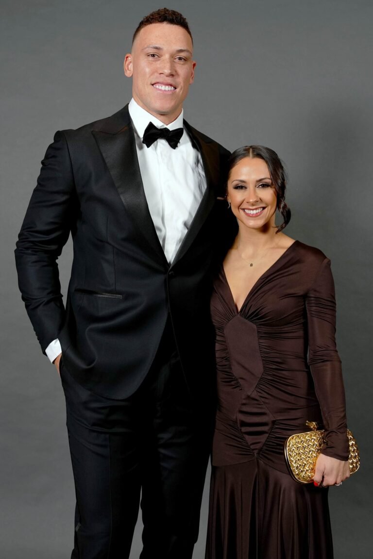 How Tall is Aaron Judge Wife: Surprising Height Revealed - WifeQuery
